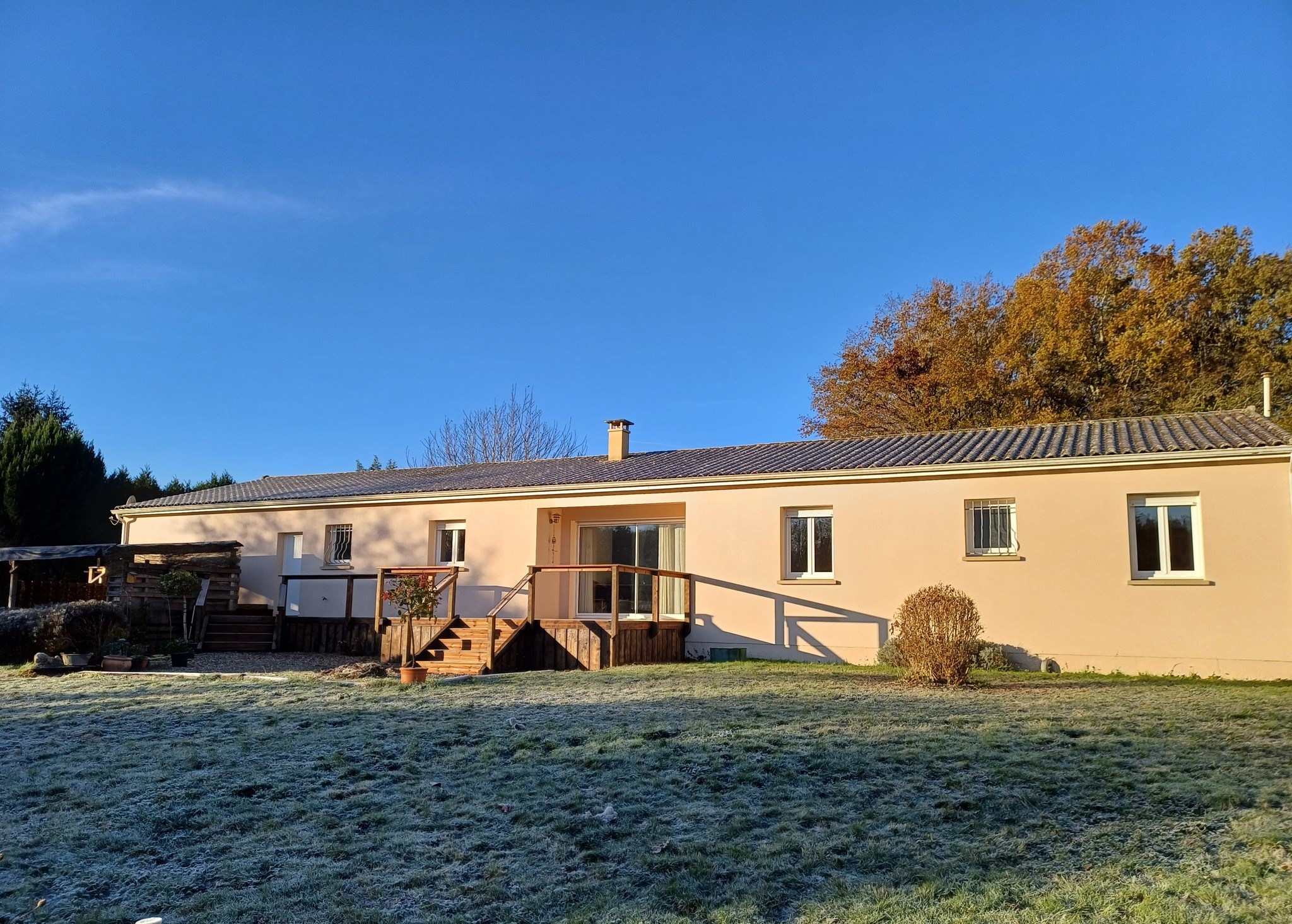 Bekijk vakantiehuis Petite Gite Benest in Charente - Nouvelle Aquitaine ...